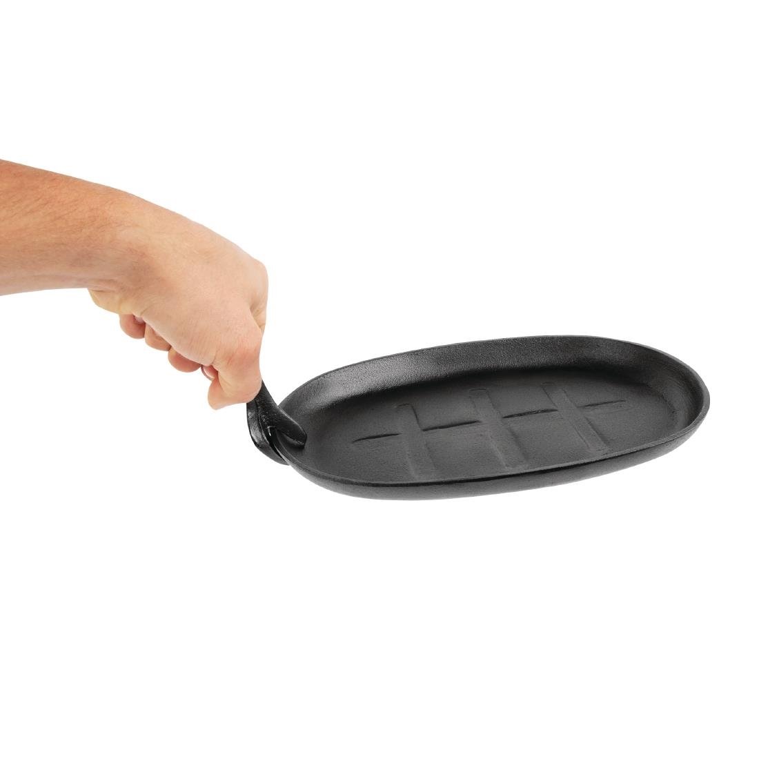 Cast Iron : Sizzle Platter Small Oval | Catering Supplies