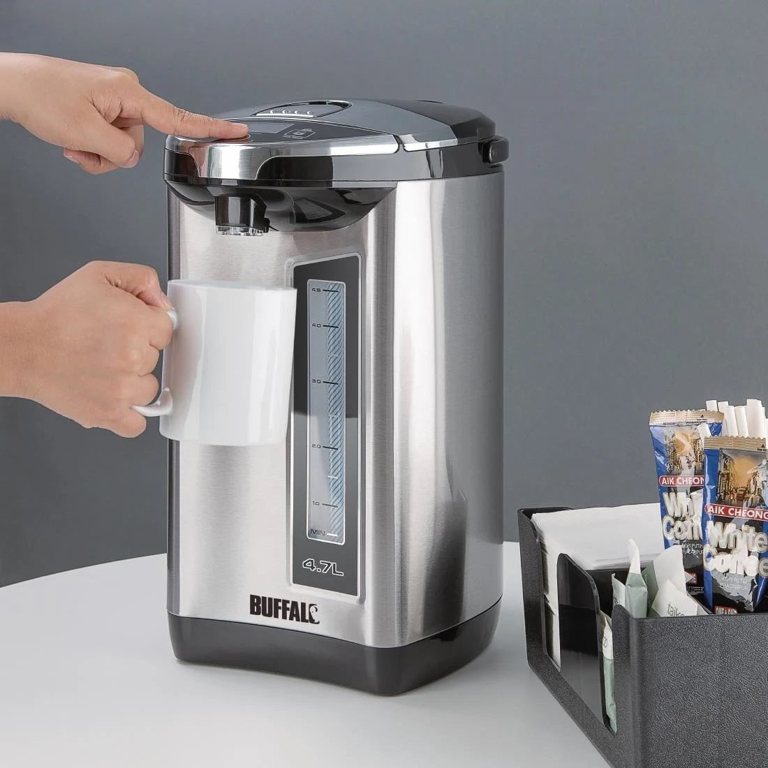 Airpots & Vacuum Jugs : Buffalo Airpot - 4.7ltr